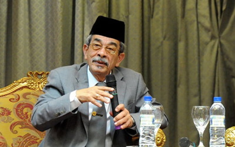 Umat Islam di Malaysia mula berpuasa esok | FMT