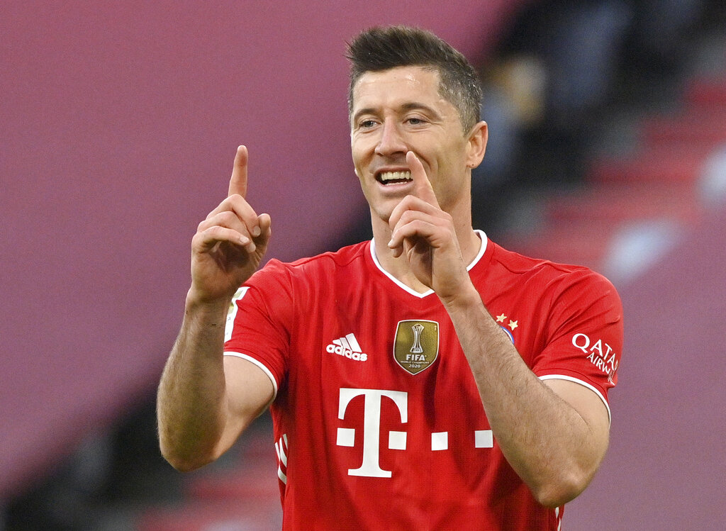‘Cool’ Lewandowski has Muller’s 49-year-old record in sight | Free ...