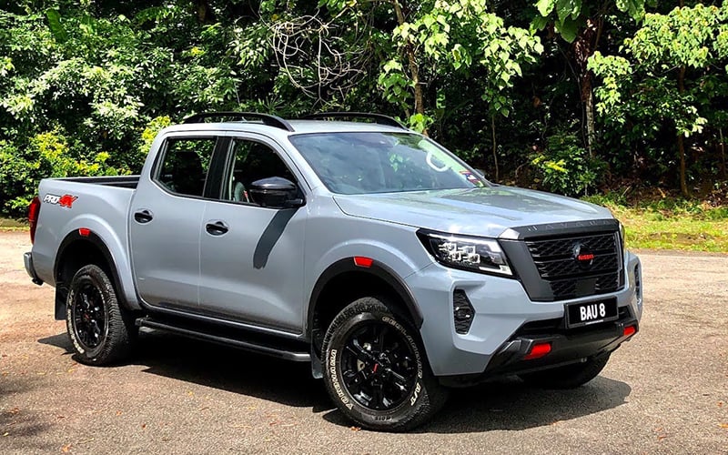 Nissan Navara PRO-4X test drive review | FMT