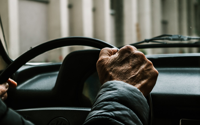 6 medical conditions elderly drivers must monitor | FMT