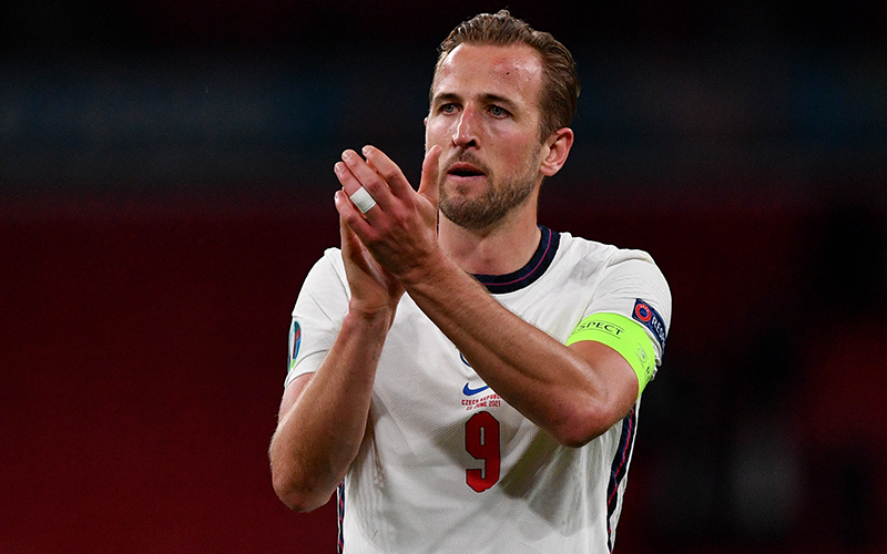 Kane dismisses criticism, aims to fire in knockout rounds | Free ...