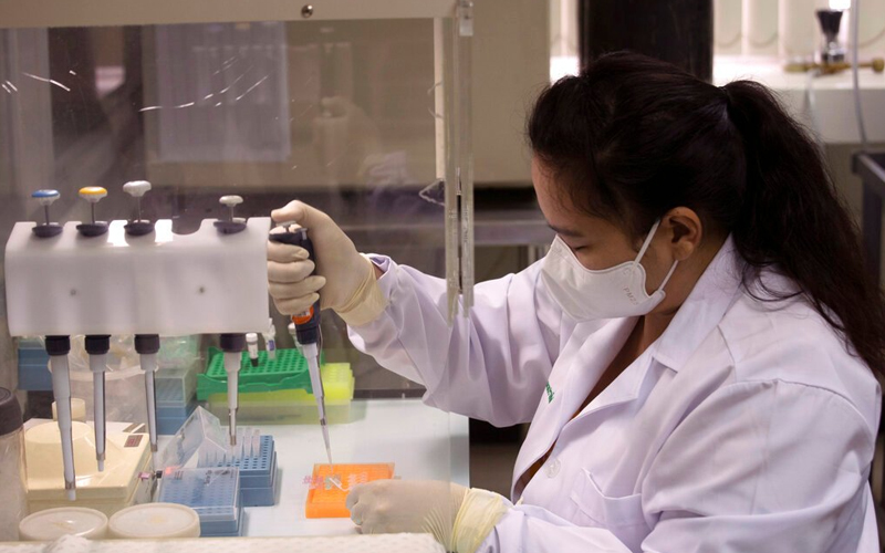 Capped Covid-19 test prices only cover lab cost, say private hospitals ...