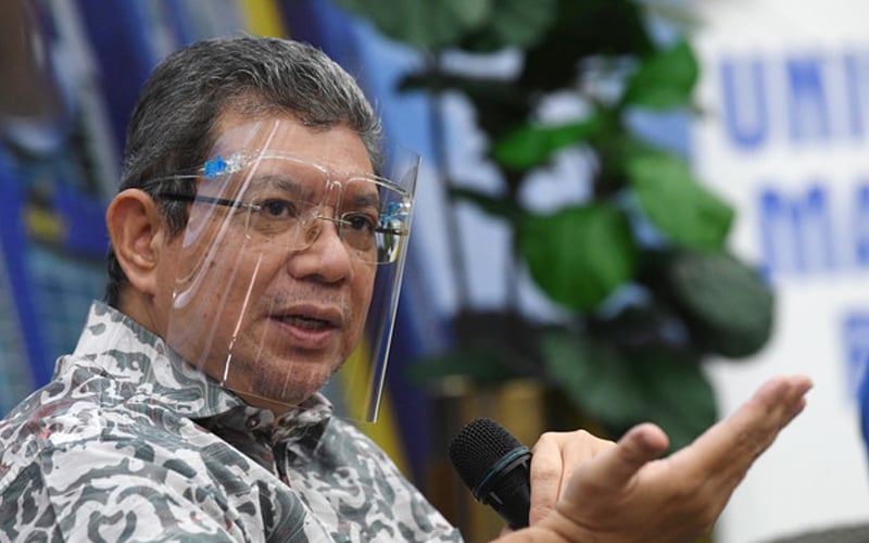 Saifuddin tells of critical moments as a Covid-19 patient | FMT