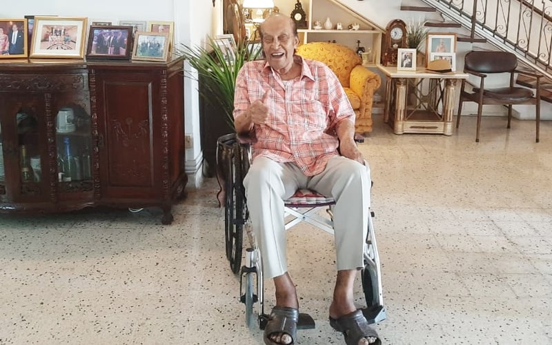 ‘I love life’: Malaysia’s oldest living police commissioner turns 100 | FMT