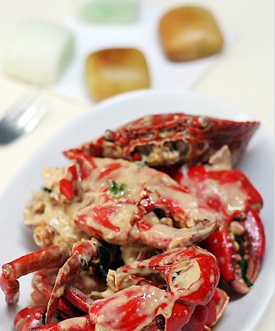 Creamy and luscious butter crab with fried mantou | Free Malaysia Today ...