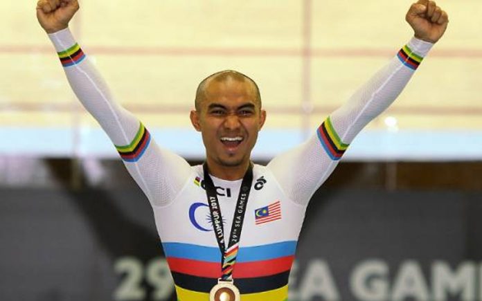 Azizul bakal timang cahaya mata ketiga | Free Malaysia Today (FMT)