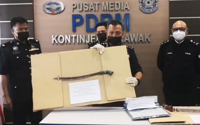 2 maut 1 parah bergaduh atas tongkang | Free Malaysia Today (FMT)