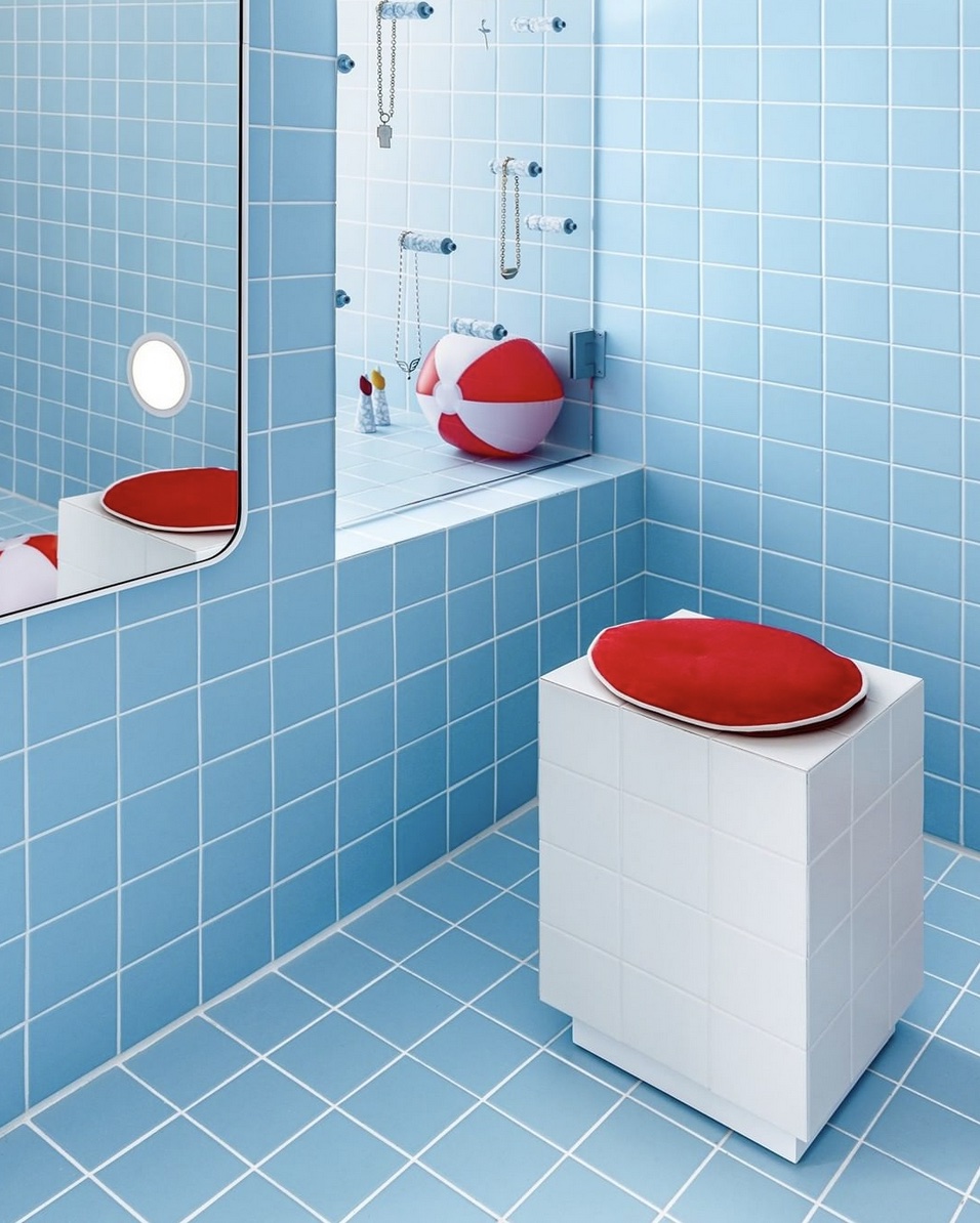 Wes Anderson fans thrilled at ‘swimming pool’ jewellery store | Free ...