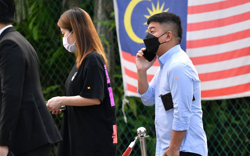 ‘Datuk Ken’ and wife charged over gambling den at their house | FMT