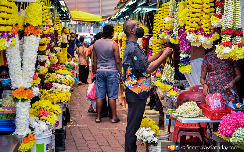 Menjelang Deepavali, Brickfields kembali meriah dengan pengunjung | FMT