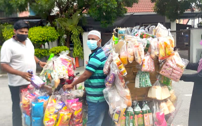 Appreciating roti bai, Malaysia’s unique bread men | FMT