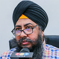 (VIDEO) Berbumbung ‘gurdwara’ Sikh, penganut pelbagai agama zahirkan ...