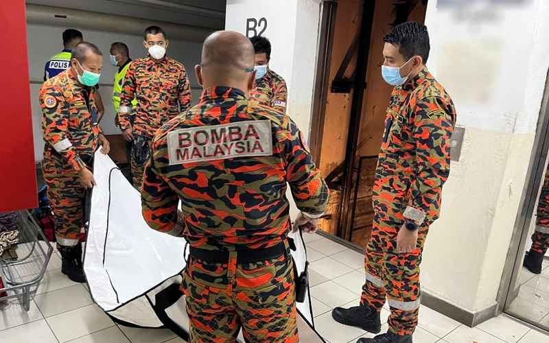 Pekerja penyelenggara maut terjatuh dalam ruang lif | FMT