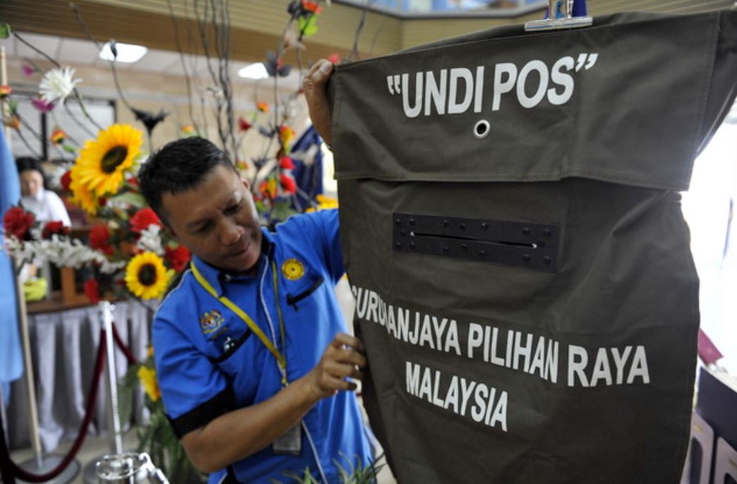 200,000 rakyat Johor di Singapura layak undi pos | FMT