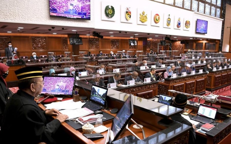 Speaker Dewan Negara tegur menteri, timbalan menteri MITI tak hadir ...