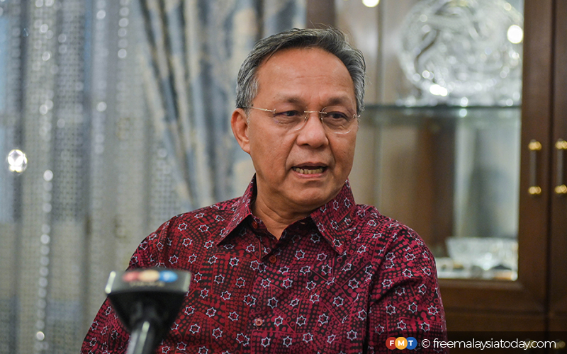 Ex-Johor MB Hasni ready to stand for parliamentary seat | FMT