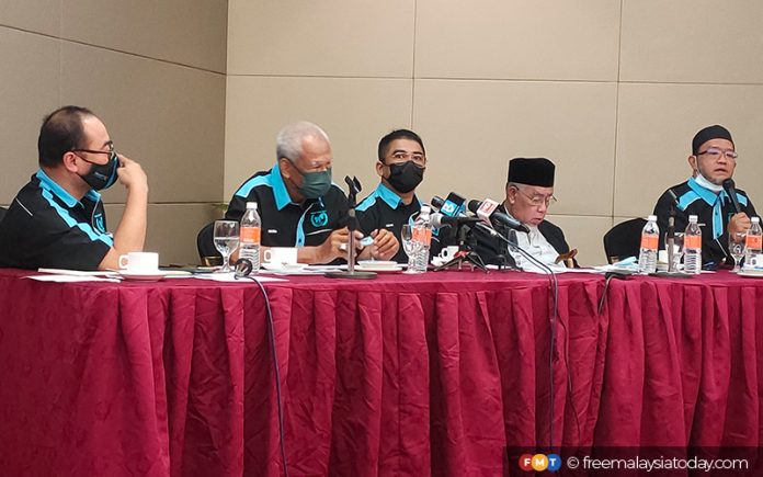 Percepatkan IC khas di Sabah, kerajaan negeri digesa | Free Malaysia ...