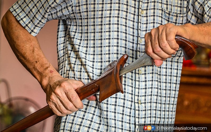 ‘Ah Lai’ the keris-maker keeps a sharp edge on a fading craft | FMT