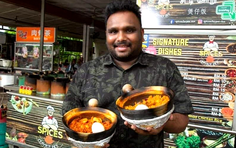 Ex-engineer sells claypot rice to honour late mum | FMT