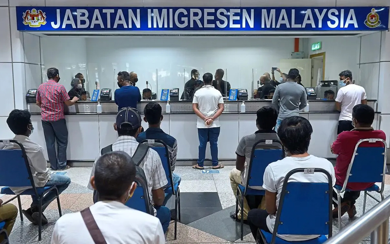 Special team to approve online passport applications in Klang Valley | FMT
