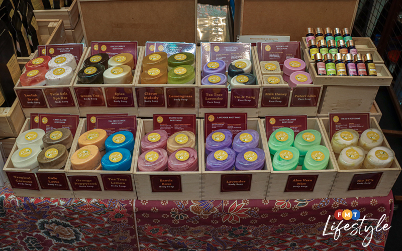 Couple’s handmade soaps will ‘manja’ your skin | FMT