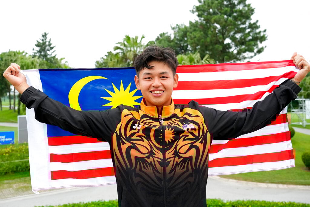 Ervin swings it right to win historic golf gold | FMT