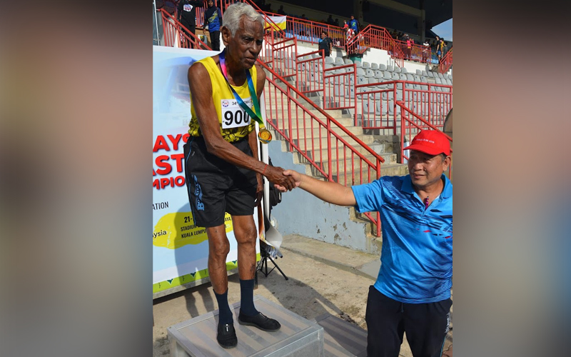 Malaysia’s 93-year-old turbo grandpa becomes new 100m hero | FMT