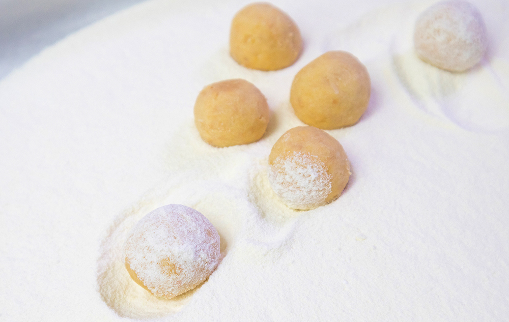 Kuih makmur: the delectable cookie that will leave you wanting ‘mur’ | FMT