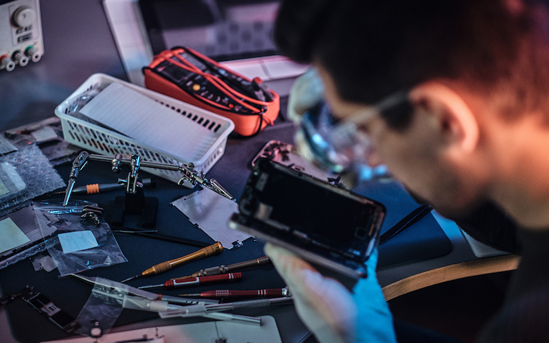 A handy guide to buying a refurbished smartphone | FMT