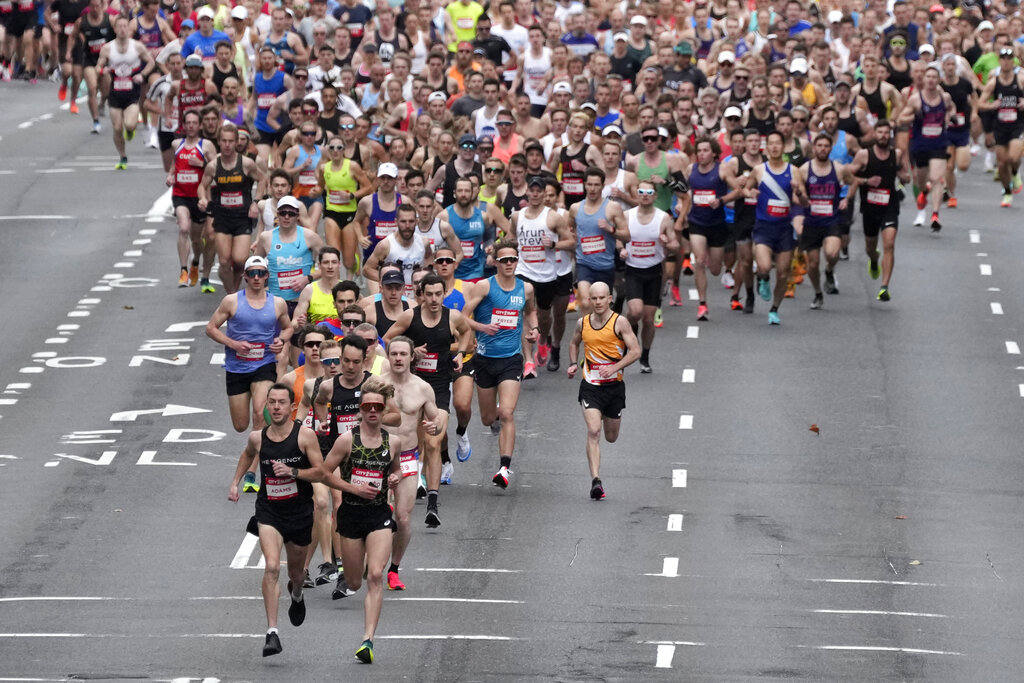 Thousands revive Sydney’s famous road race after Covid hiatus | FMT