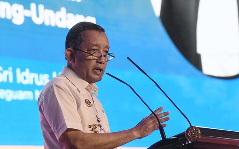 Idrus dilantik pengerusi Amanah Raya | FMT