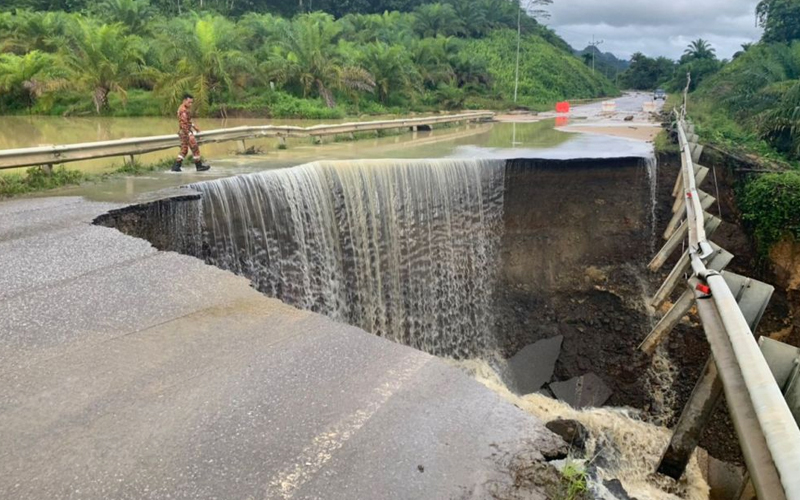Road to Murum Dam collapses, repairs to take 6 months | FMT