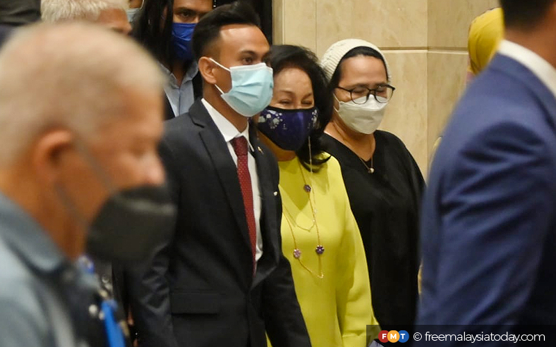 Rosmah hadir di mahkamah sokong suami | Free Malaysia Today (FMT)