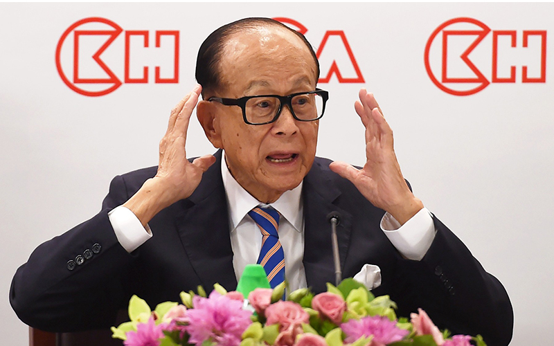HK tycoon Li Ka-shing loses US$1.5bil in one day as pound slides | FMT