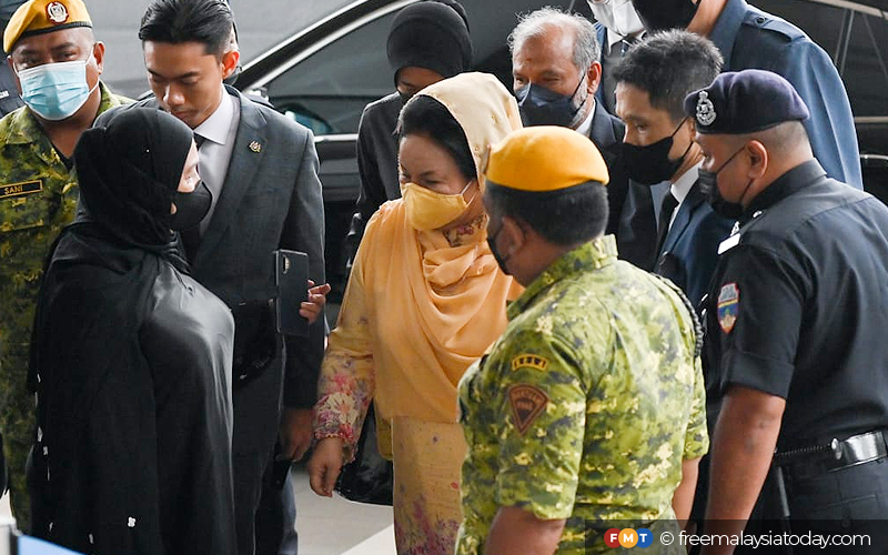 Rosmah arrives at High Court for corruption trial verdict | FMT