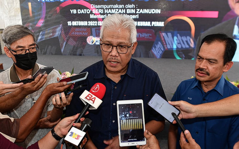 New strategy needed to save 27 ‘critical’ seats, says Hamzah | FMT