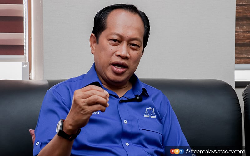 Cenderung sokong parti lawan, Umno gantung 2 ketua wanita | Free ...