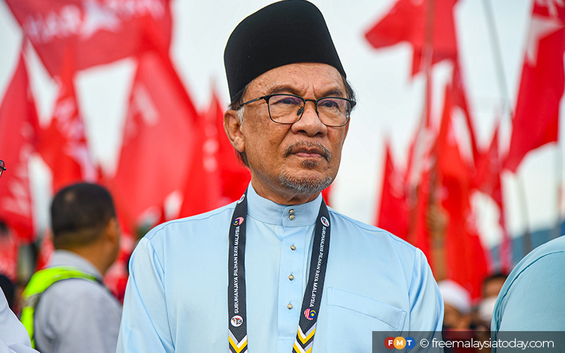 Anwar confident of simple majority in GE15 | FMT