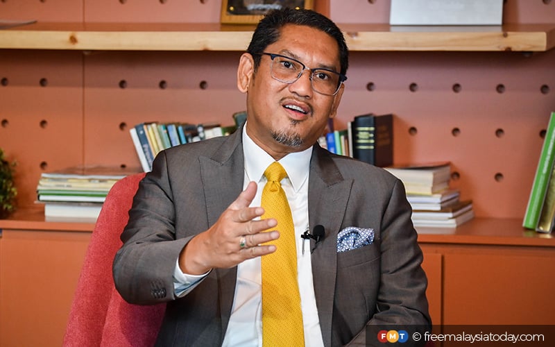 Ex-MB Faizal banks on his record to help retain Tambun | Free Malaysia ...