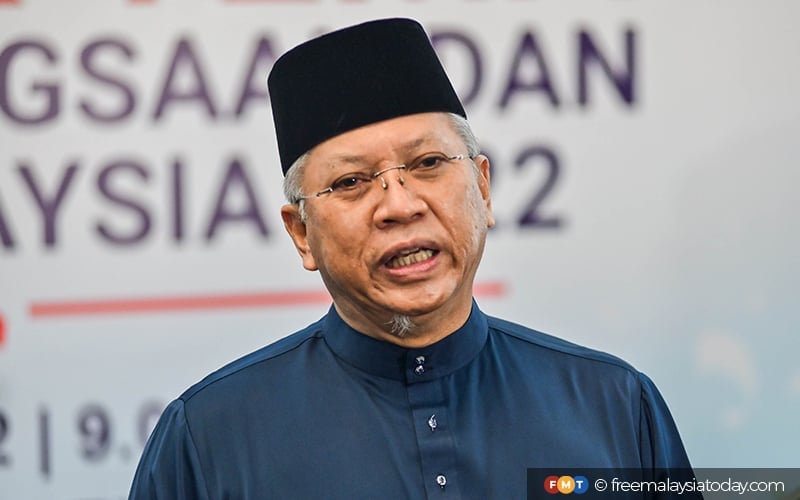 Stop questioning Anwar’s appointment as PM, says Annuar | FMT