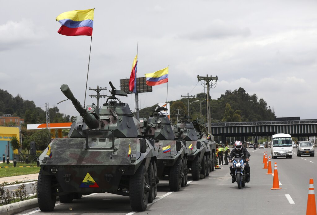 Colombia prepares troops to fight drug gangs in southern border | FMT