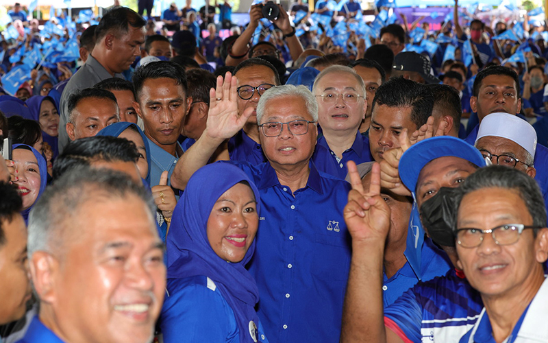 Ismail optimistic about remaining prime minister | Free Malaysia Today ...