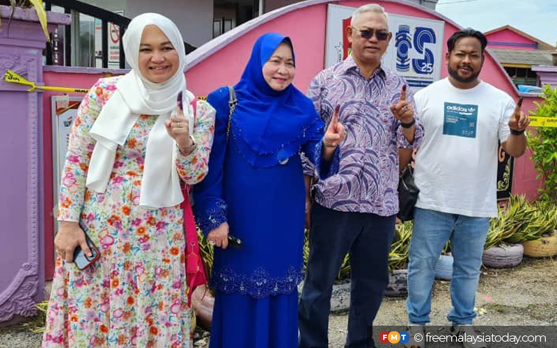 Noh Omar, isteri selesai undi di Tanjong Karang | FMT