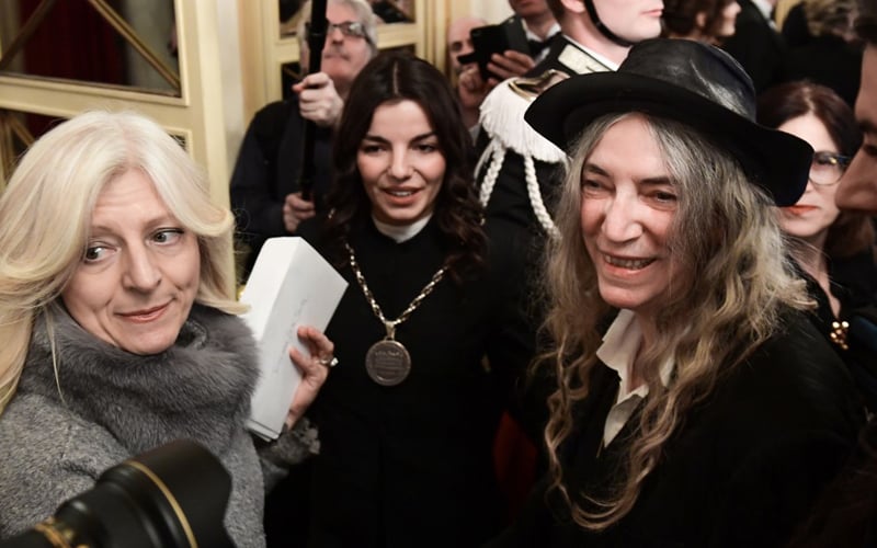 Punk poet Patti Smith says writing is her ‘essential’ art form | Free ...