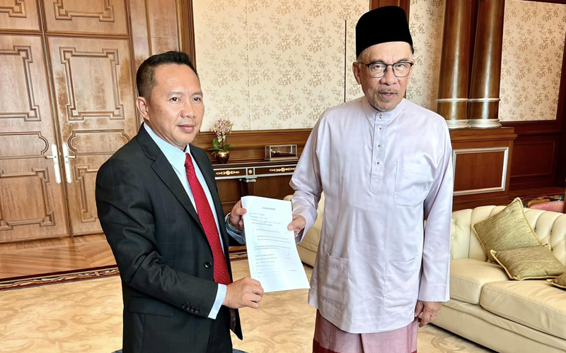 Independent Kudat MP backs Anwar | FMT