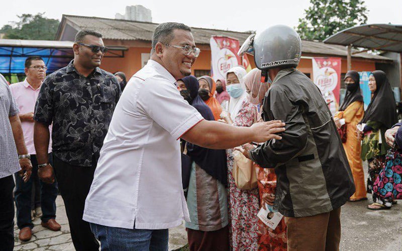 Amirudin vows to donate MP salary if elected in Gombak | FMT