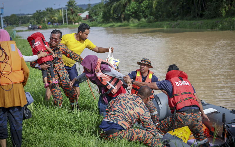Number of flood victims rises in Pahang, Perak | Free Malaysia Today (FMT) Number of flood victims rises in Pahang, Perak | Free Malaysia Today (FMT)