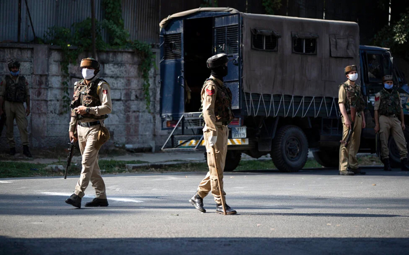 36 polis India cedera dalam pertempuran dengan penunjuk perasaan ...