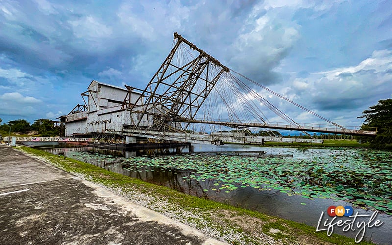 Tin Dredge TT5 a reminder of Malaysia’s glorious tin days | Free ...