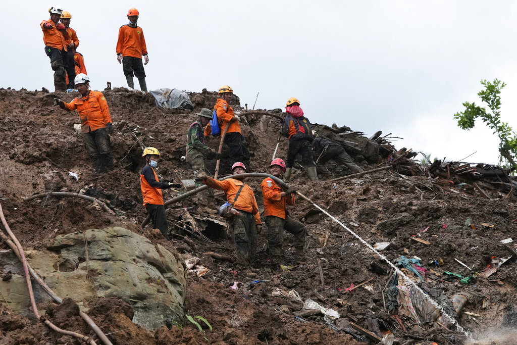 Magnitude 6.4 quake hits West Java | Free Malaysia Today (FMT)